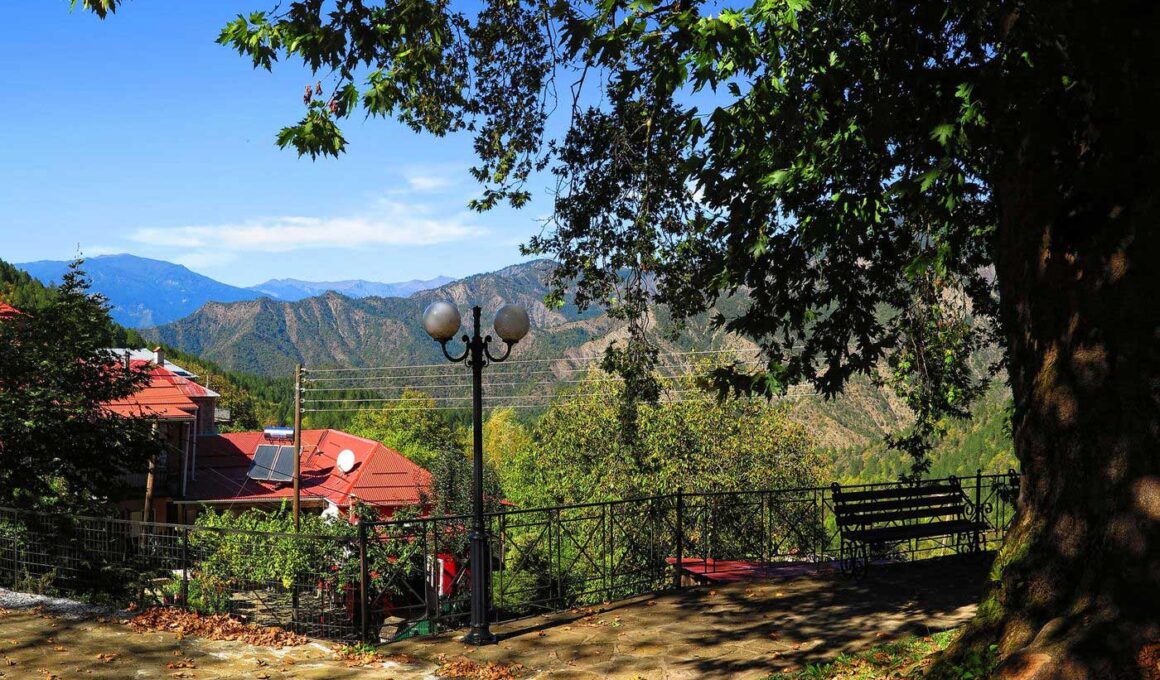 Pournia - In a beautiful location with high mountains - Epirus Explorer